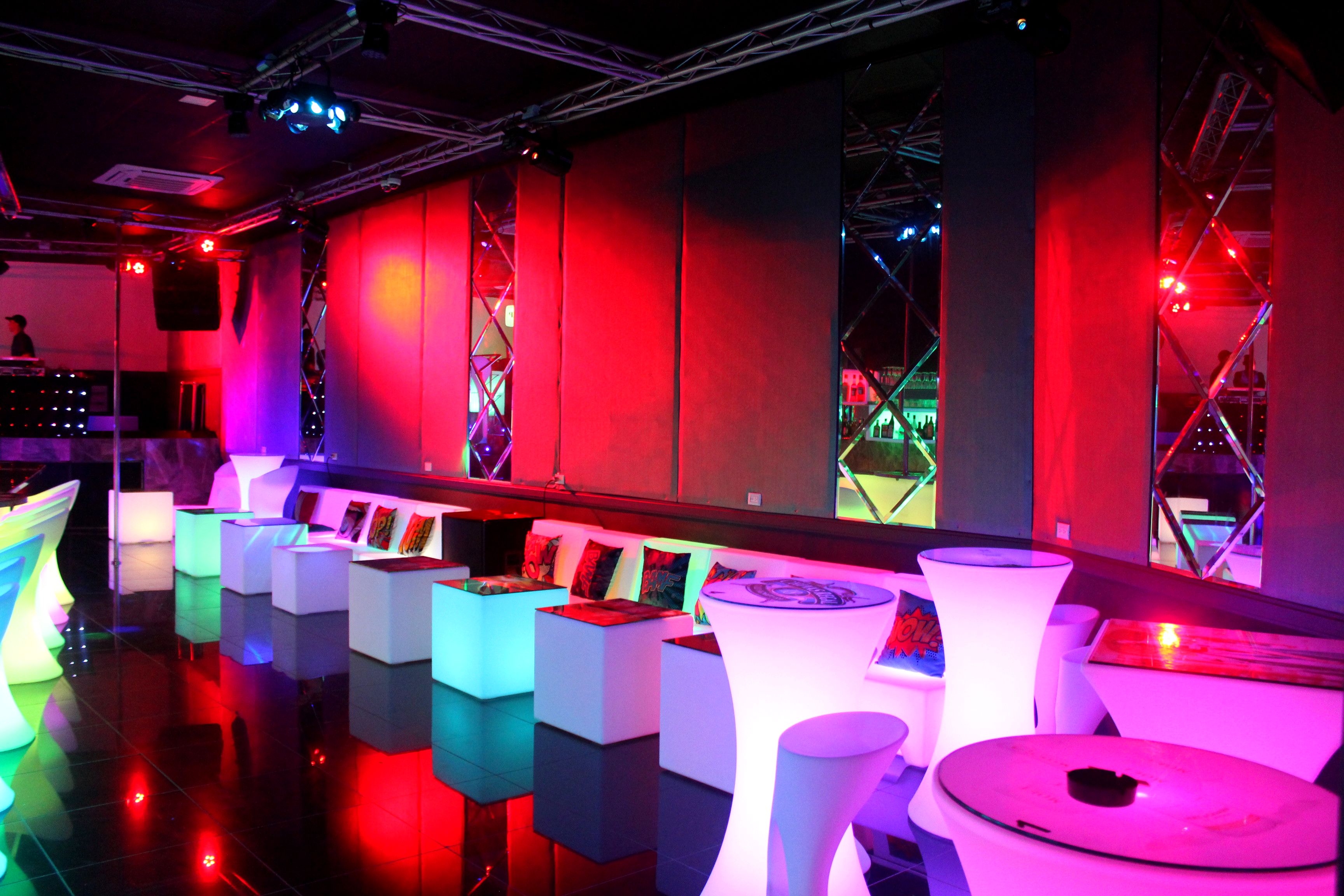 Night Club Niza - Keloke Samana